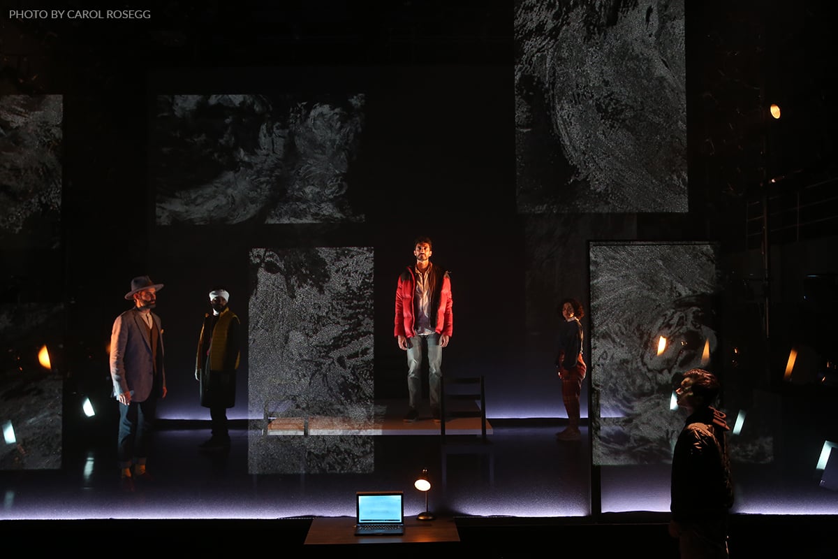 Lighting Between The Scrims With Rosco Braq Cubes®