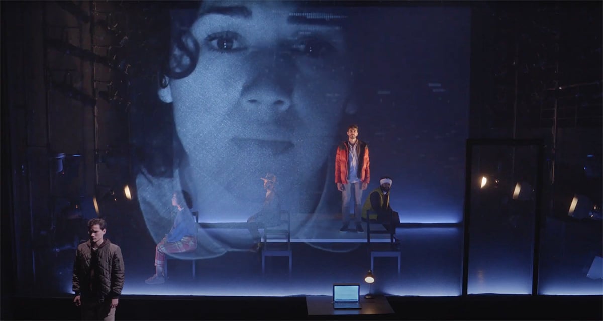 Lighting Between The Scrims With Rosco Braq Cubes®