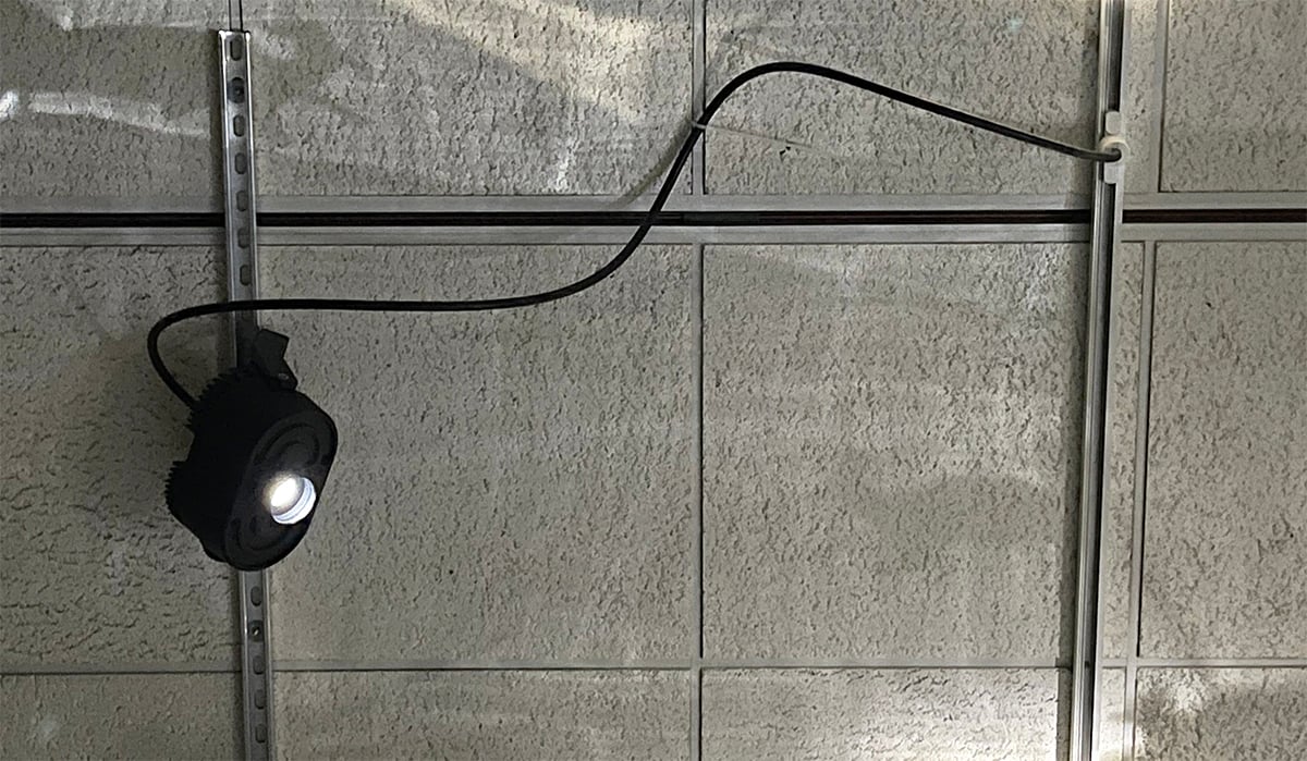 Subtle Lighting Effects Evoke The Mystery Of Chinese Ritual Bronzes